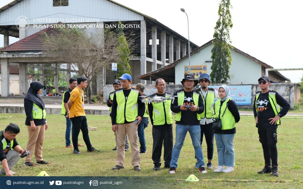 Pustral UGM Menyelenggarakan Pelatihan Remote Pilot dan Pengoperasian ...